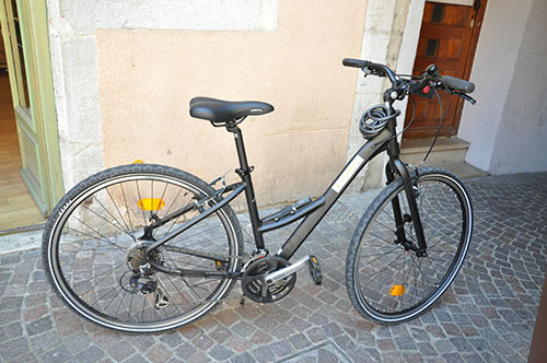 Louer velo annecy - location vélo de route et VTC annecy